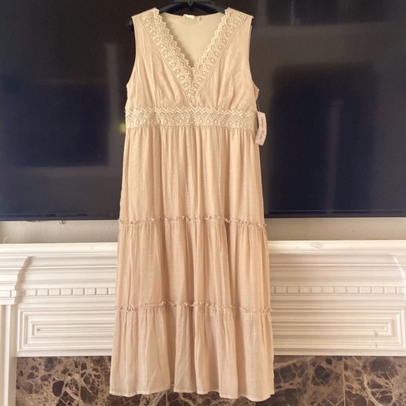 indigo Rose | Dresses | Lace Trimmed Vneck Sleeveless Tiered Maxi Dress ...